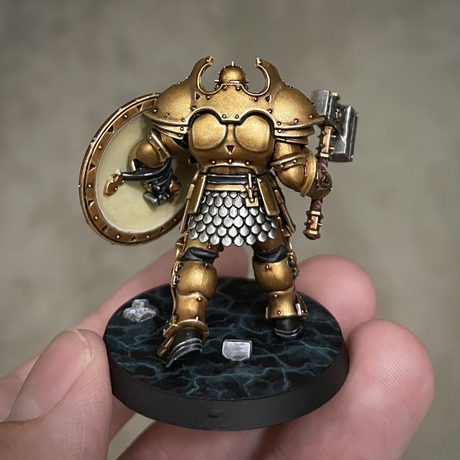 Mengel Miniatures: TUTORIAL: Dark Marble Bases