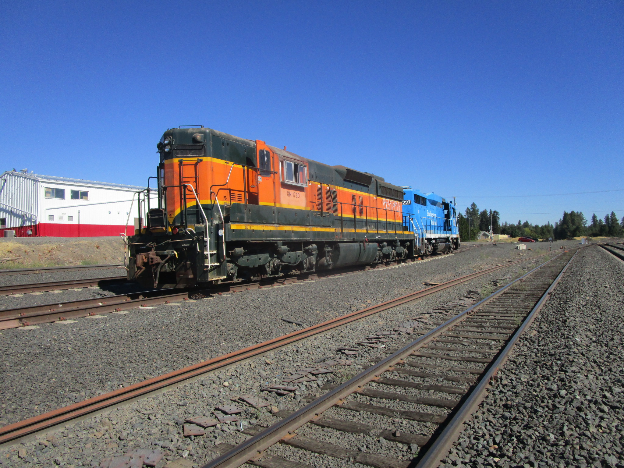 Big Bend Railroad History: GN SD9 Arrives At INRM