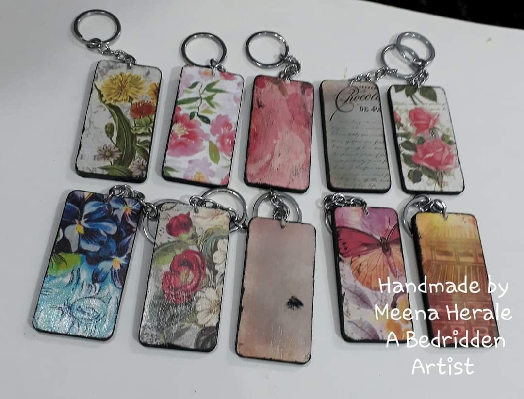 Dreamation Designs: Decoupage Key Chains