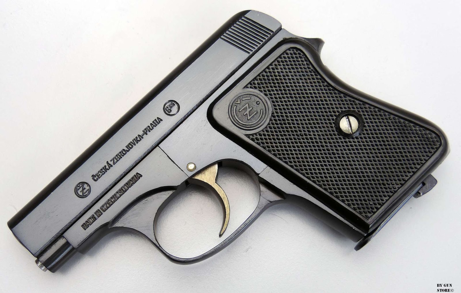 Armi usate web portal: Pistola CZ CESKA ZBROJOVKA mod. 45 cal. 6,35 mm