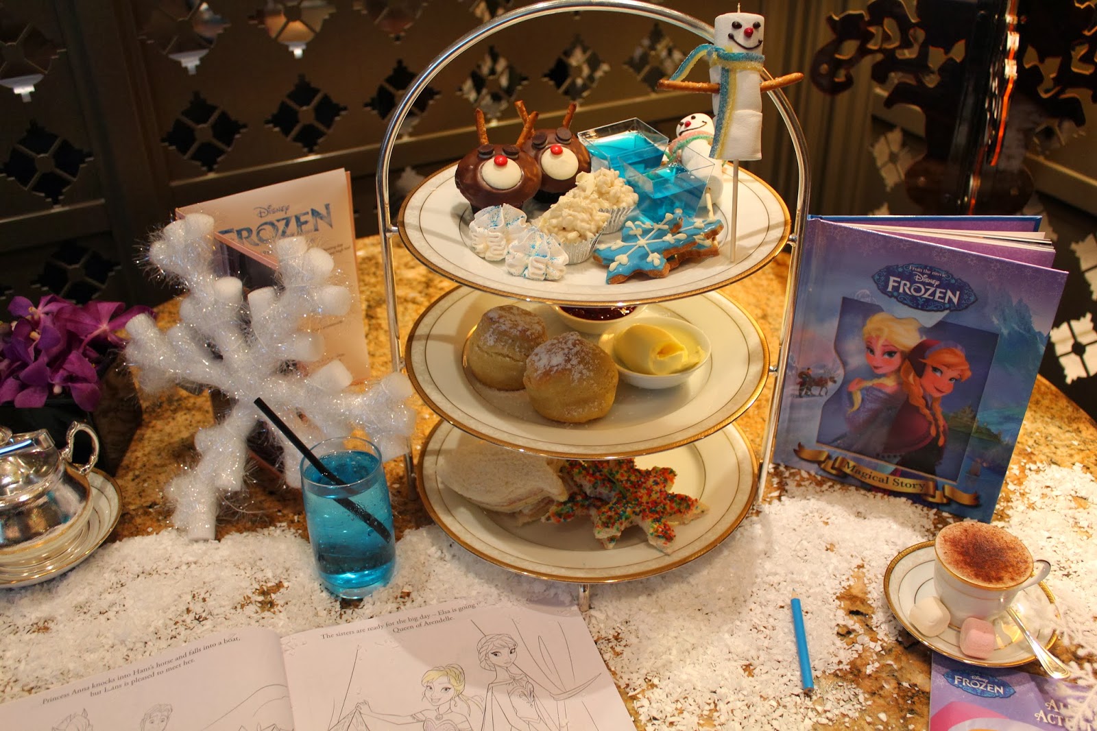 Hey Bambini: Road Test :: Disney's Frozen Afternoon Tea