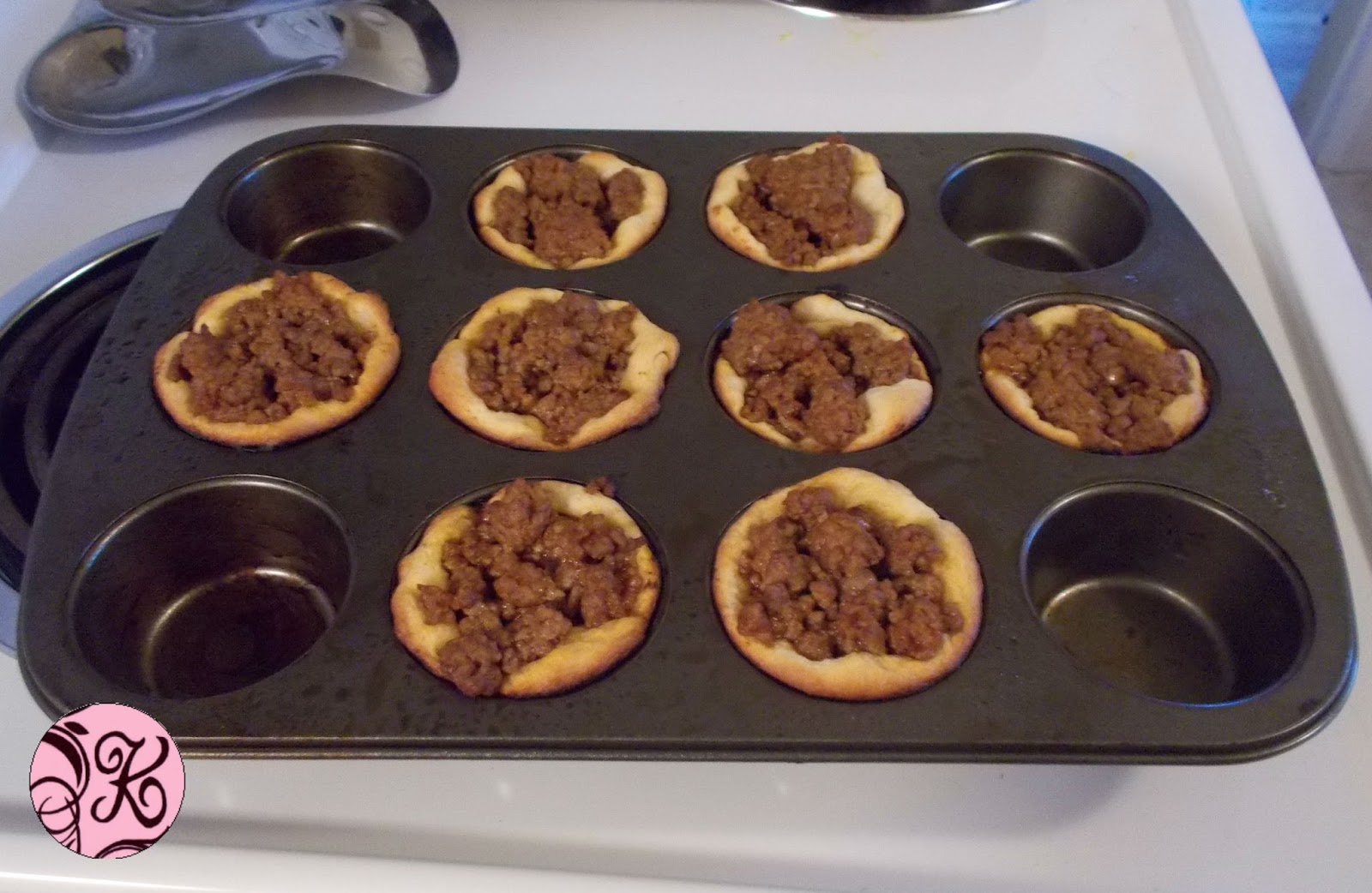 The Life of Miss Kneesh: BBQ Beef Tarts