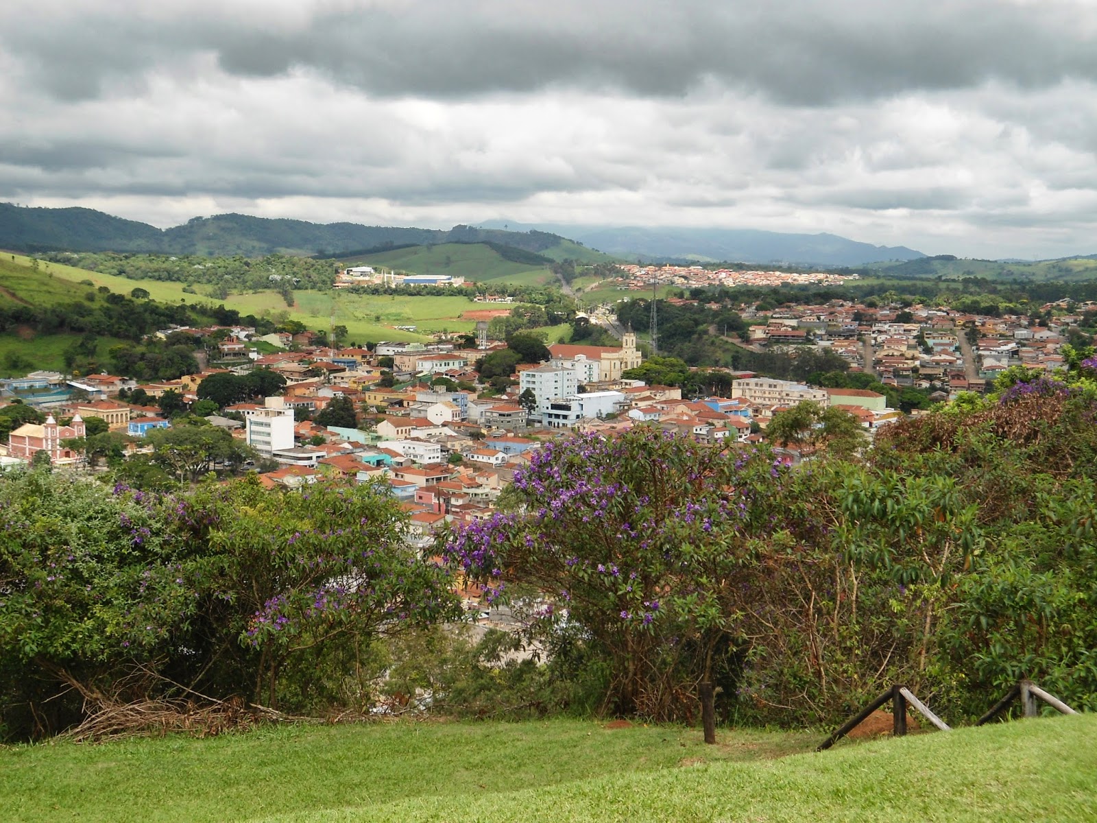 blogmiaira2: PIRACAIA- passeio de 1 dia SP