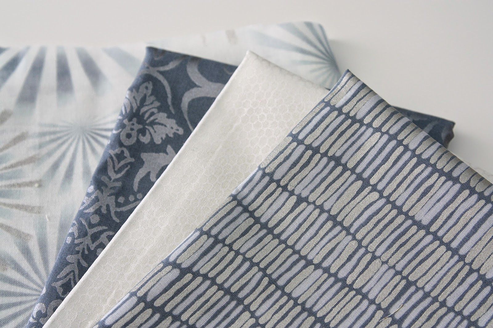 Shimmer Stars Quilt - Diary of a Quilter - a quilt blog