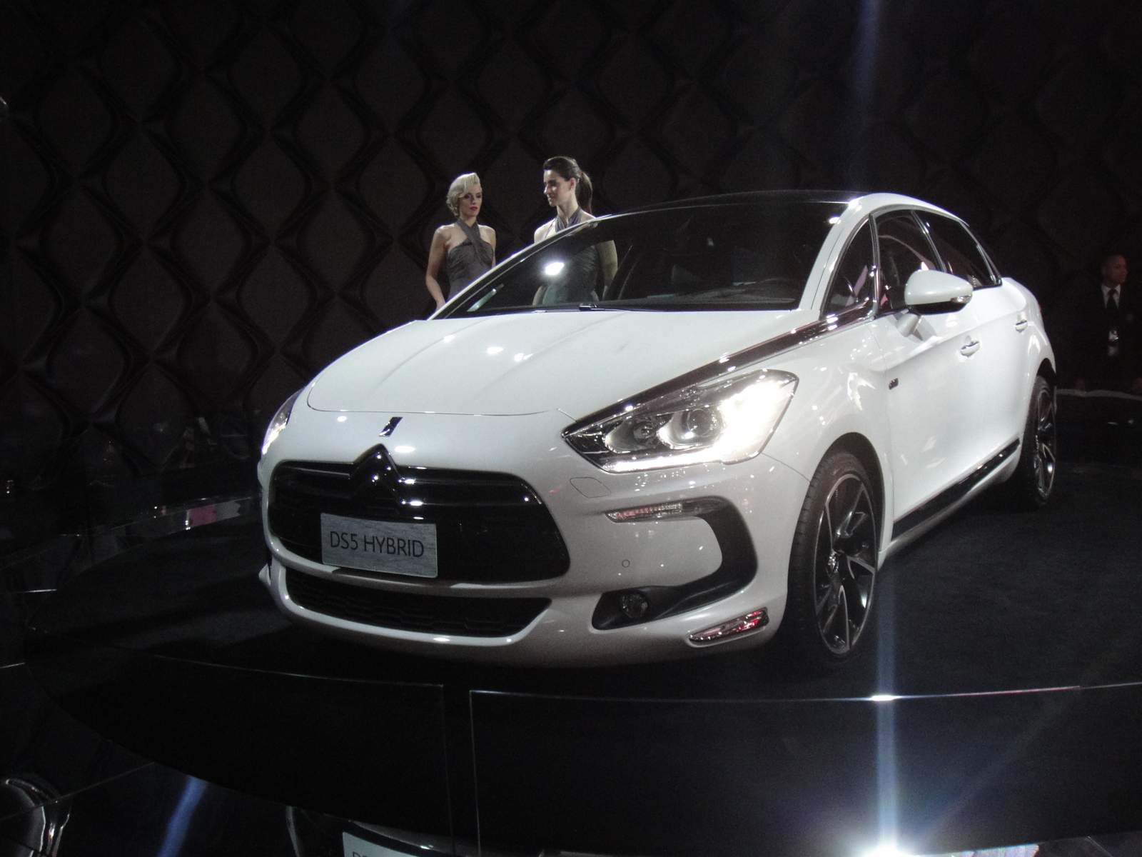 Citroën DS5 : fotos, preço e especificações