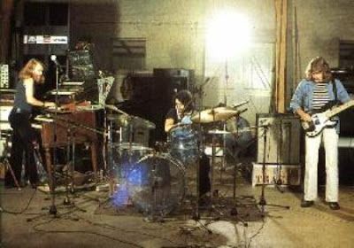 (What's on) Mica's Mind: Discografias Comentadas: Trace