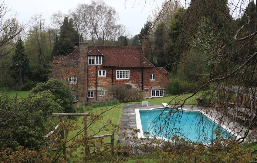 Stones Please Don`t Stop: Cotchford Farm , casa de brian Jones, a la ...