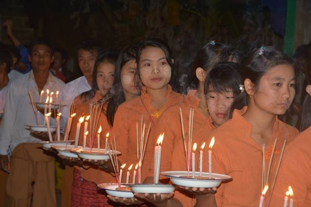 "MIN CHAUNG VILLAGE (INLE) PREACHING CEREMONY" ~ Wira Thu (Ma Soe Yein)