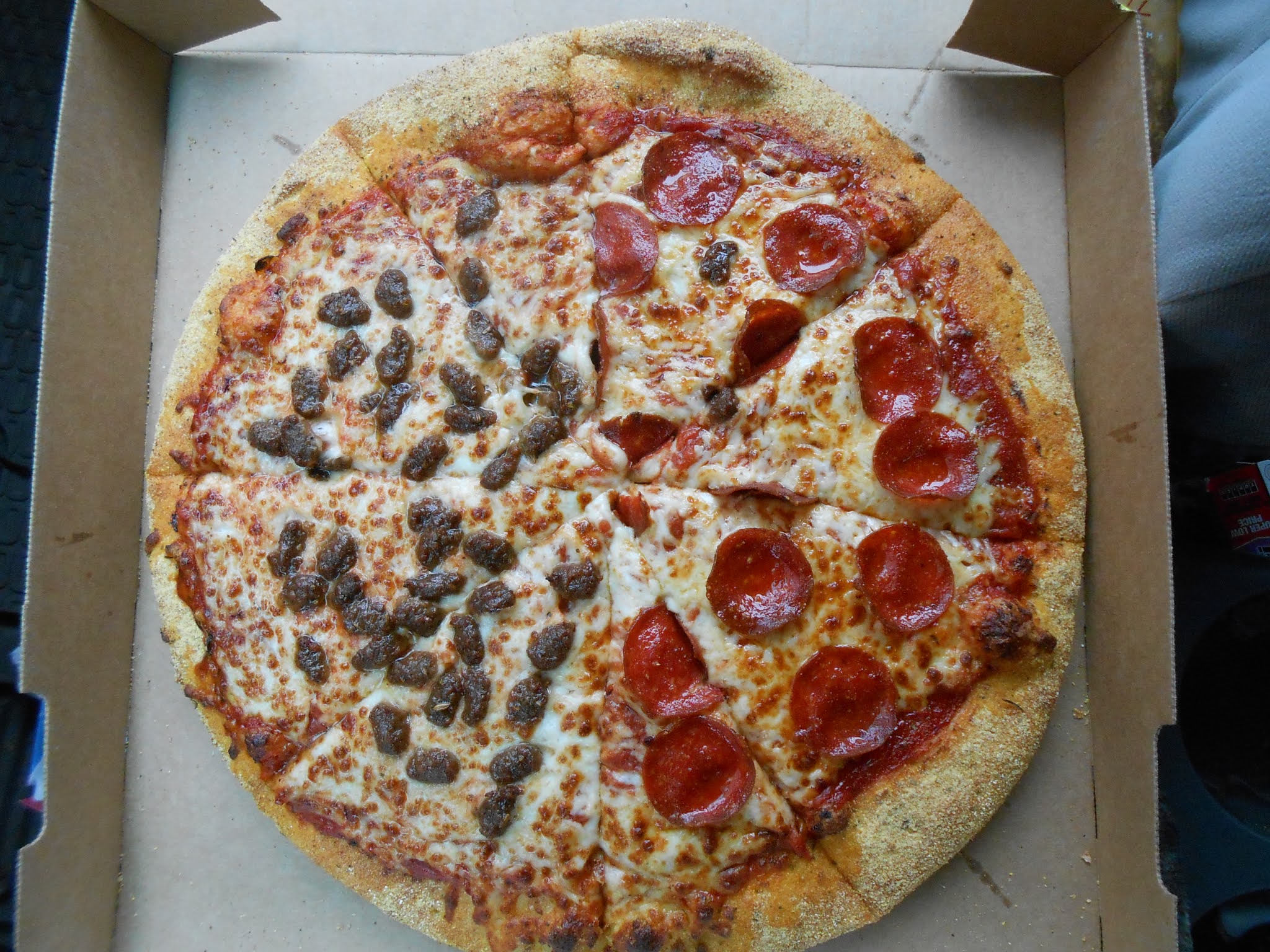 uvulapie-and-his-amazing-hillbillies-the-great-pizza-adventure-3