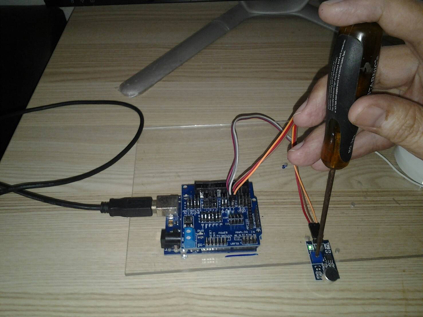 โปรเจค Arduino เปิด ปิดไฟ Ac 220v ด้วยเสียง