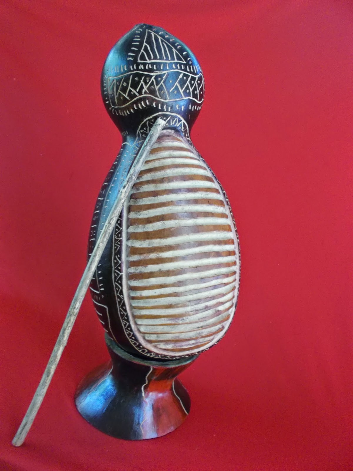 Caraguata & Tonantzin: Instrumentos de calabaza.