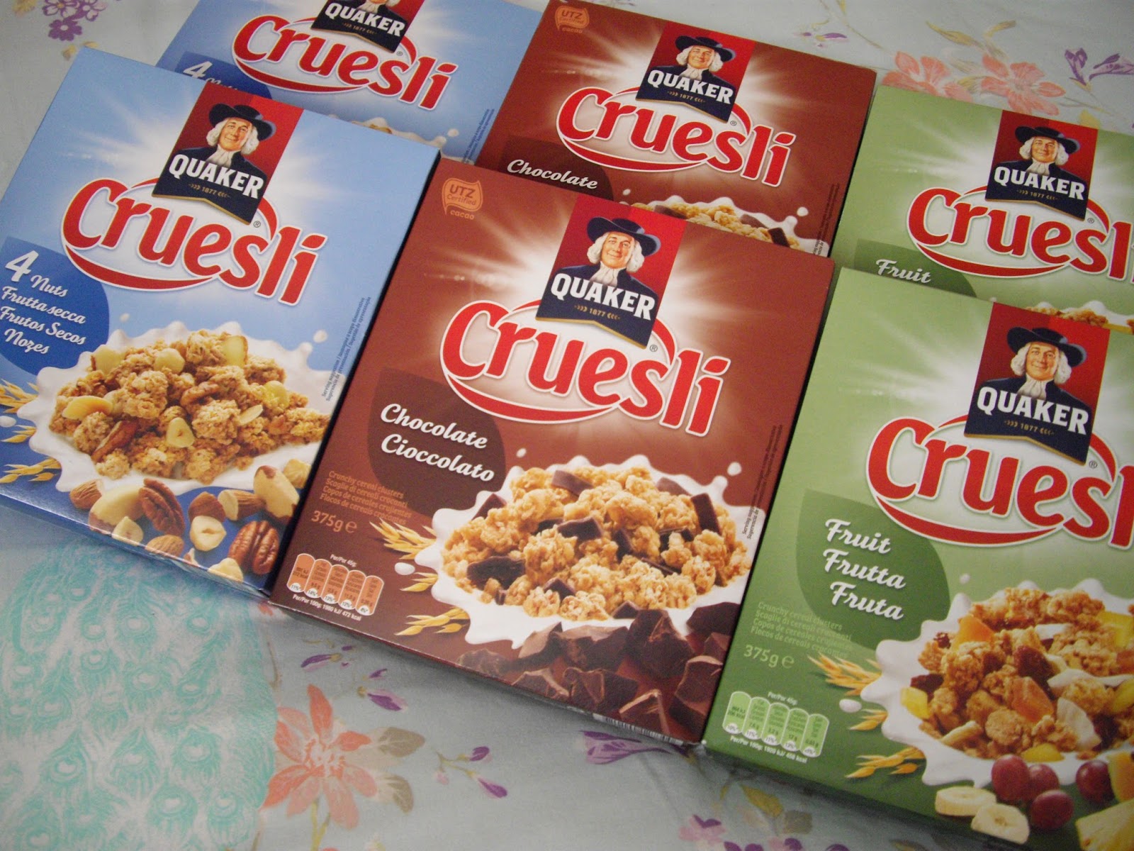 Desayunando con Quaker Cruesli | DEZAZU