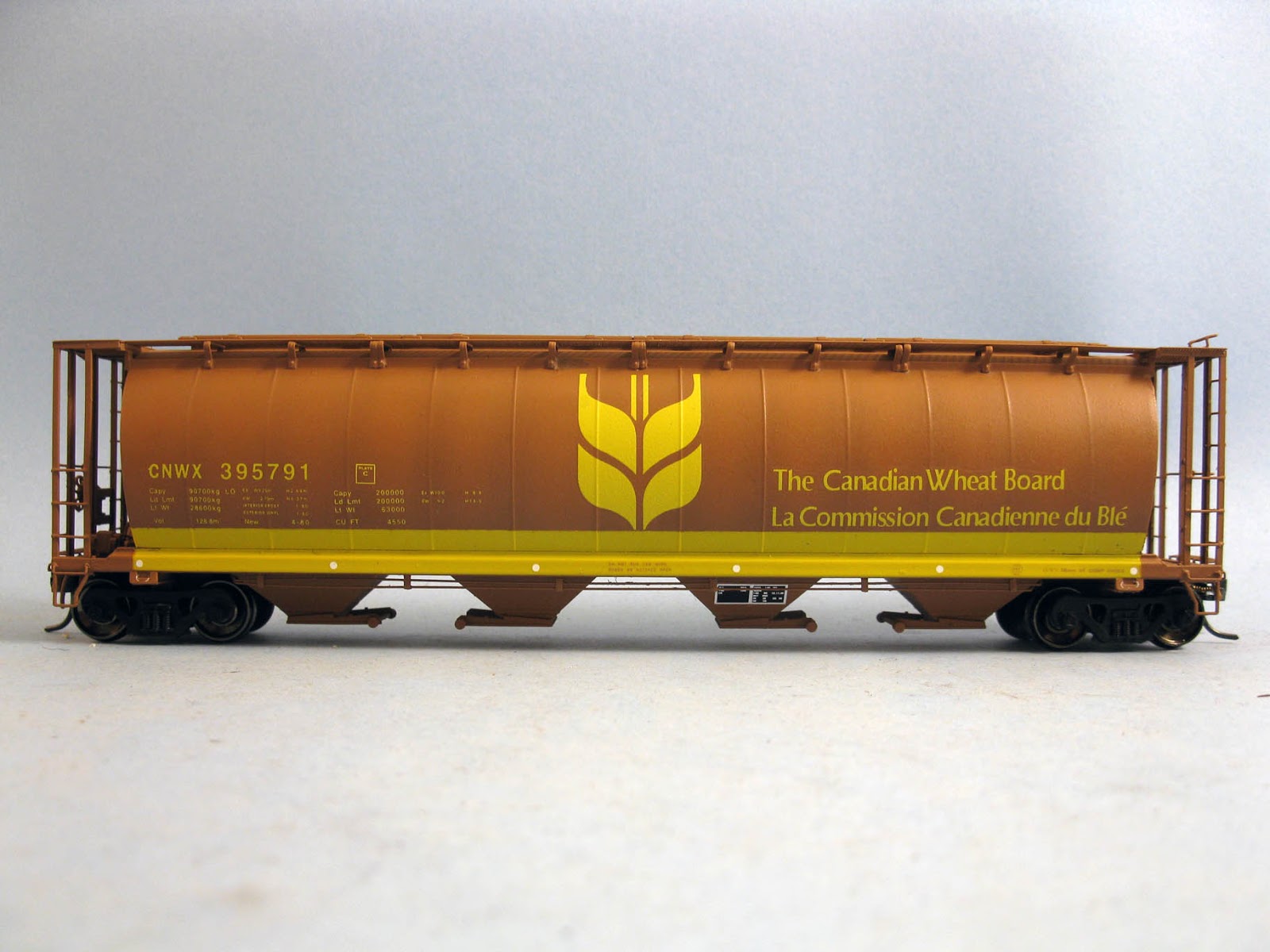 Hedley Junction: JM Huber GATX Covered Hopper