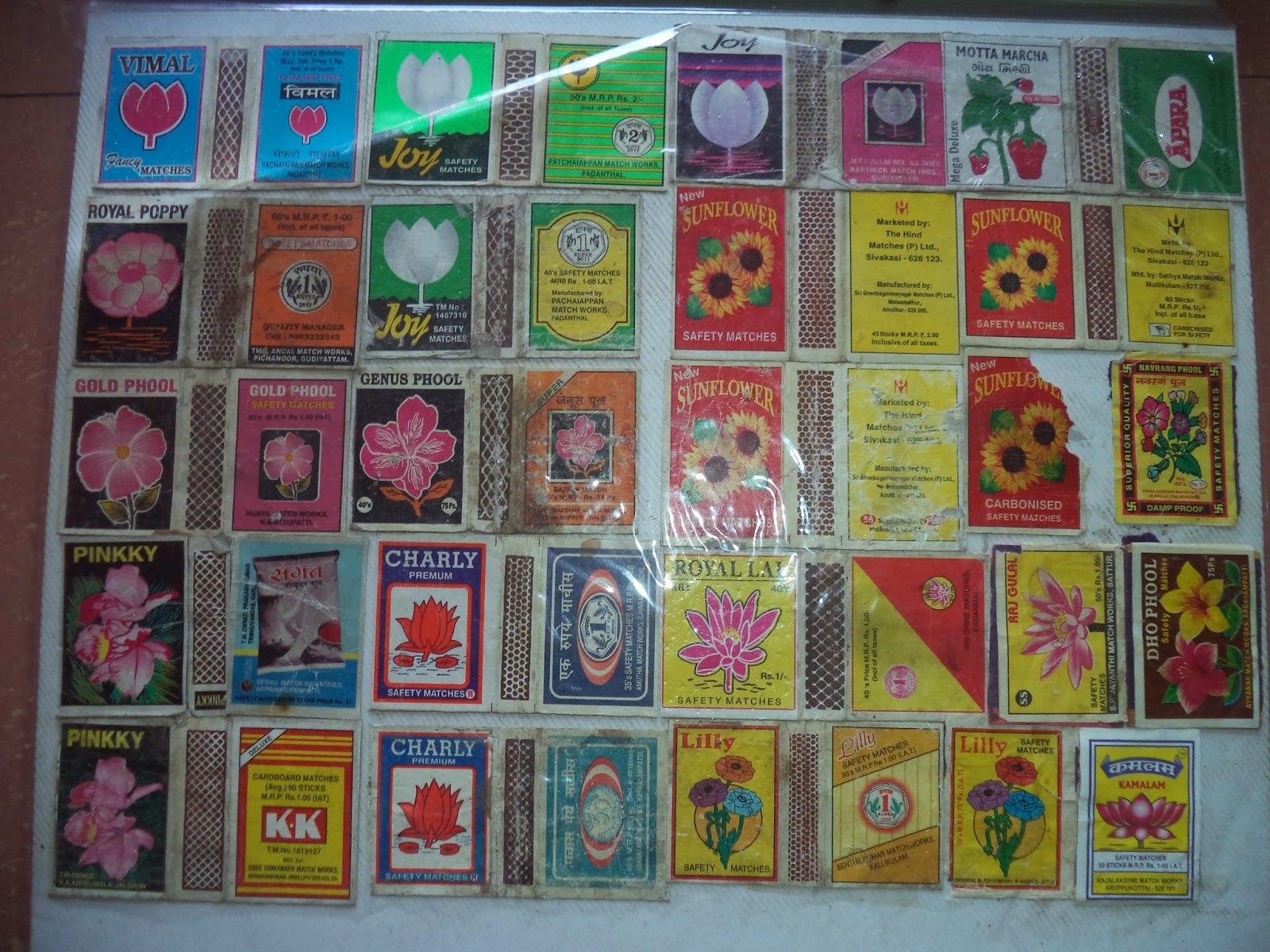http://matchboxlabelcollections.blogspot.com