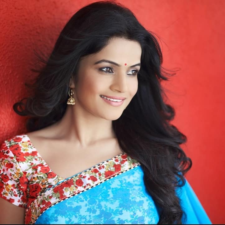 Actresses Siya Patil Who Look Beautiful In Saree - FirstViralPost-Viral ...