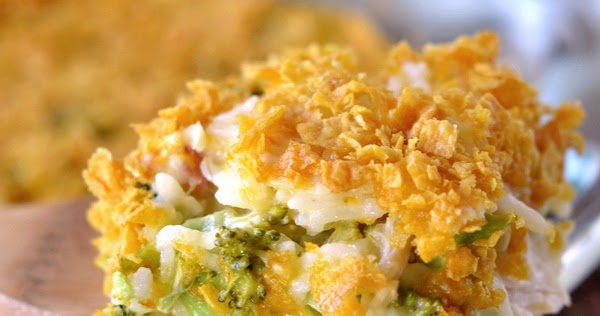 Yummy Cheesy Chicken Broccoli Rice Casserole | Royale Recipes!