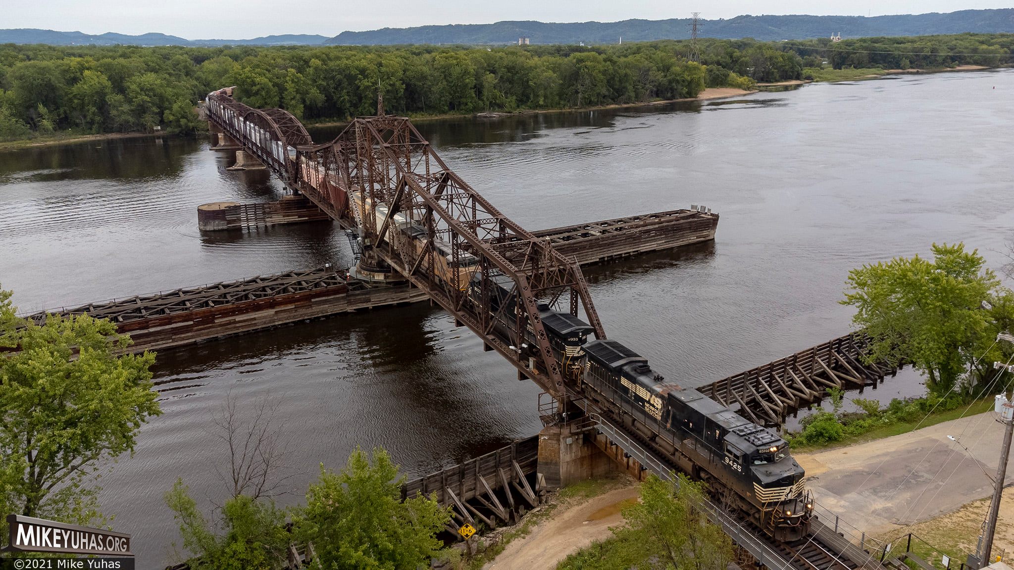Industrial History: CP/ICE/Milw 1901 Bridge over Mississippi at ...