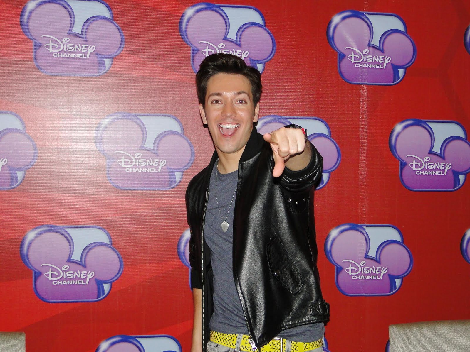 Cine Informacion y mas: Disney Channel - 2011 Novedades en la ...