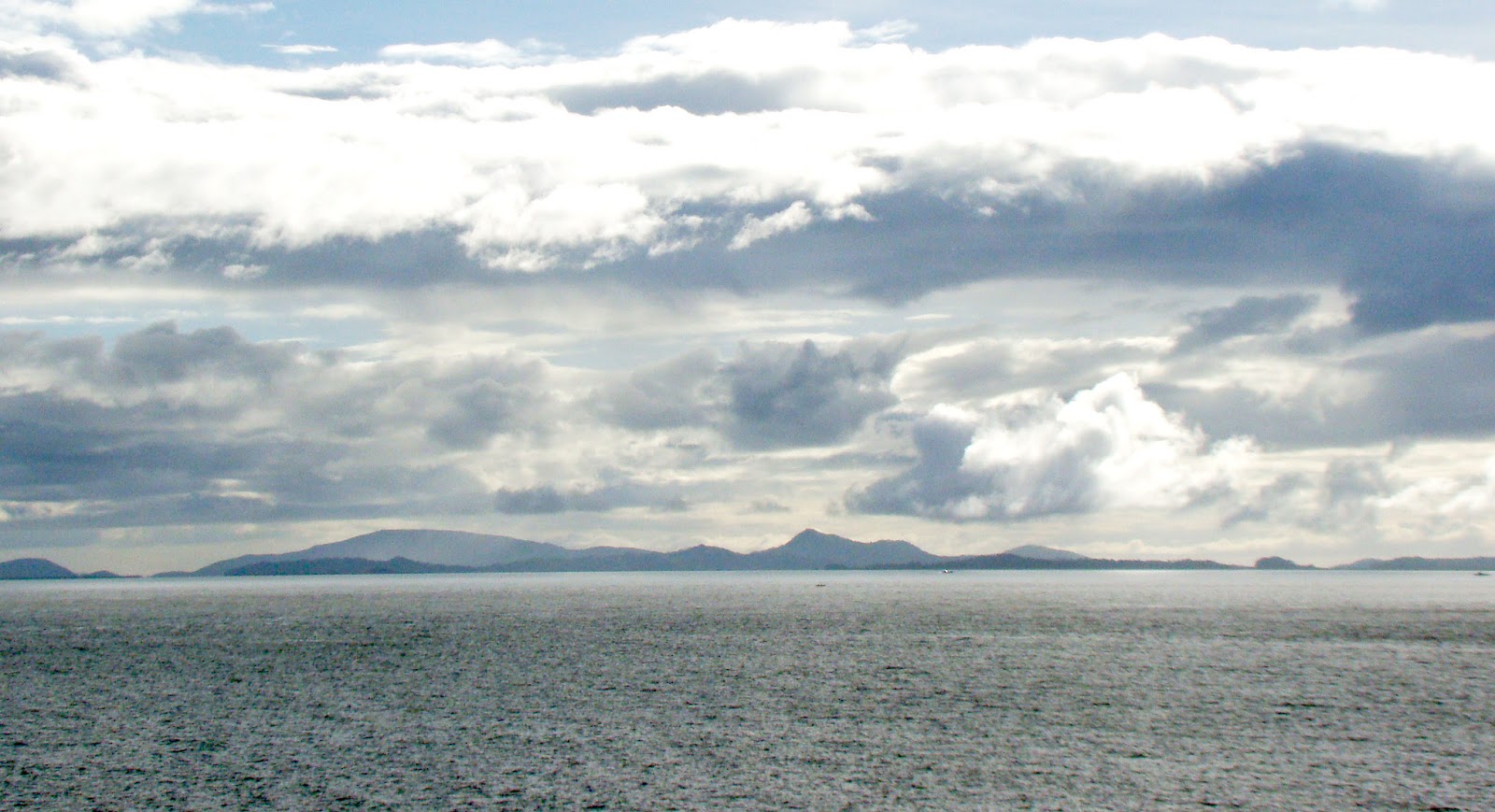 Pinoy Food and Travel: A Very Relaxing Accommodation in Surigao del Norte