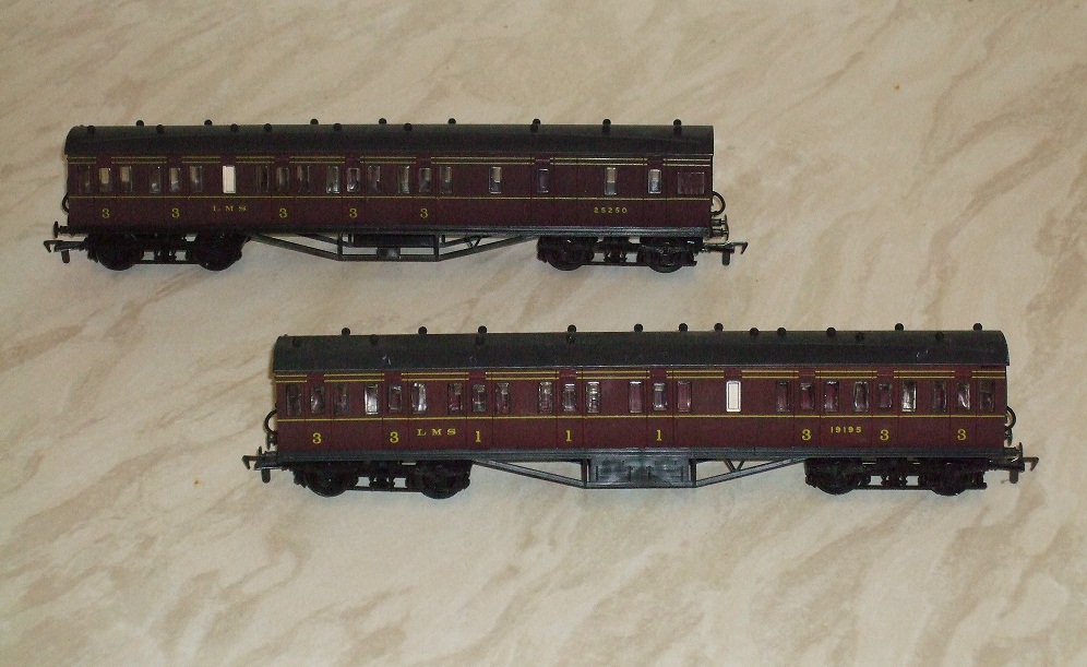 GEOFF TYLER - RAILWAY MODELLER: OO GAUGE -- LMS SUBURBAN COACH SET (4 ...