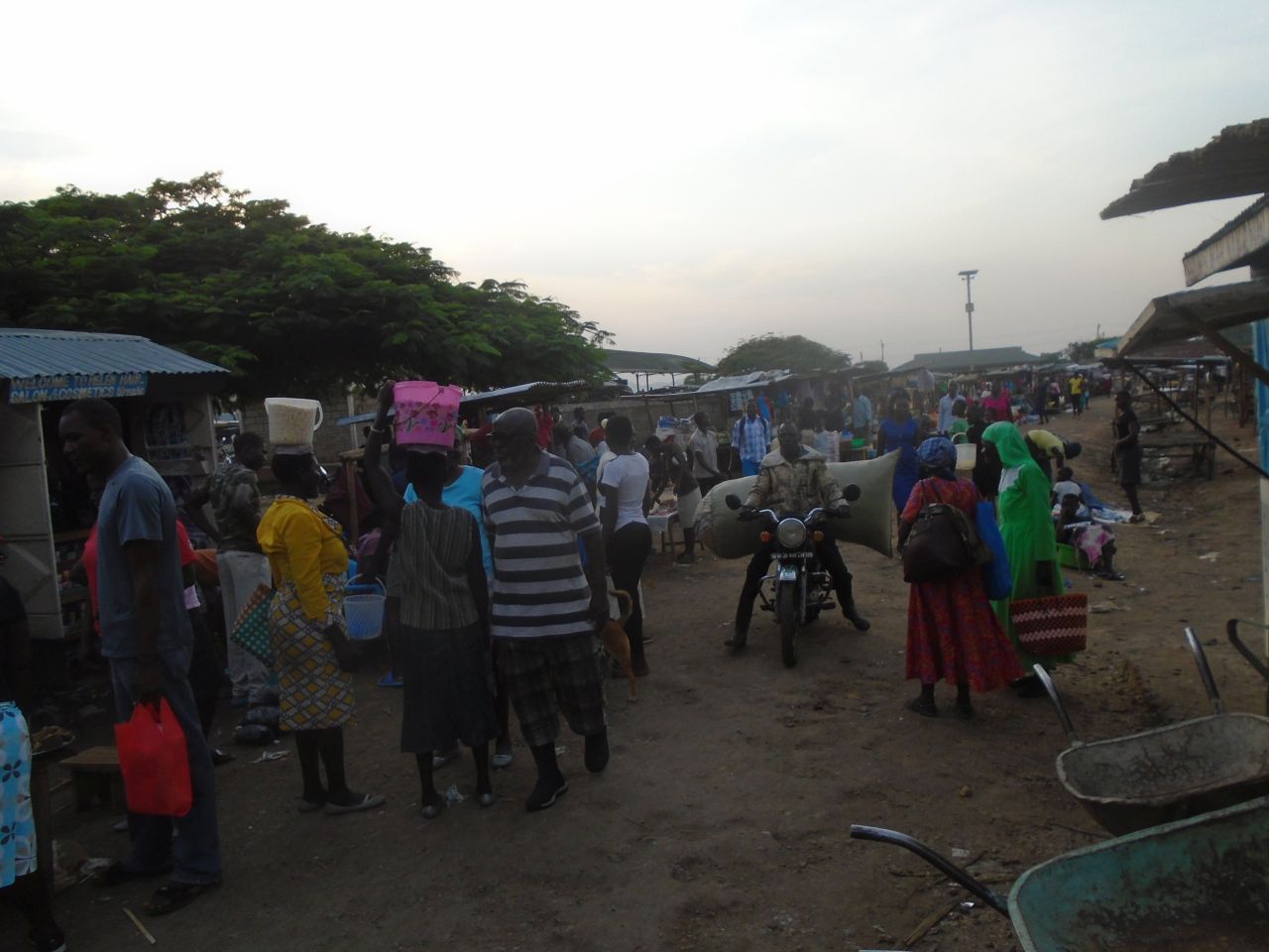 Sezer's Travel Blog: Kenya-Mbita (Sindo) 2019.12.27