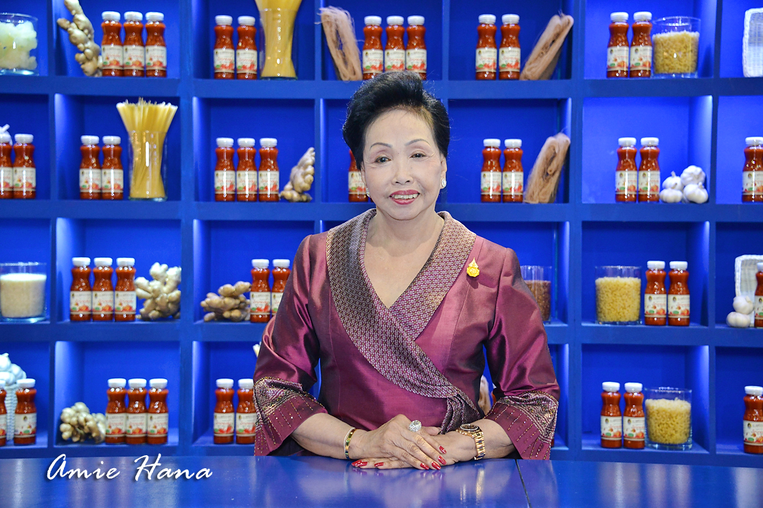 ThaiChicagoUSA: Mae Pranom แม่ประนอมยุคใหม่