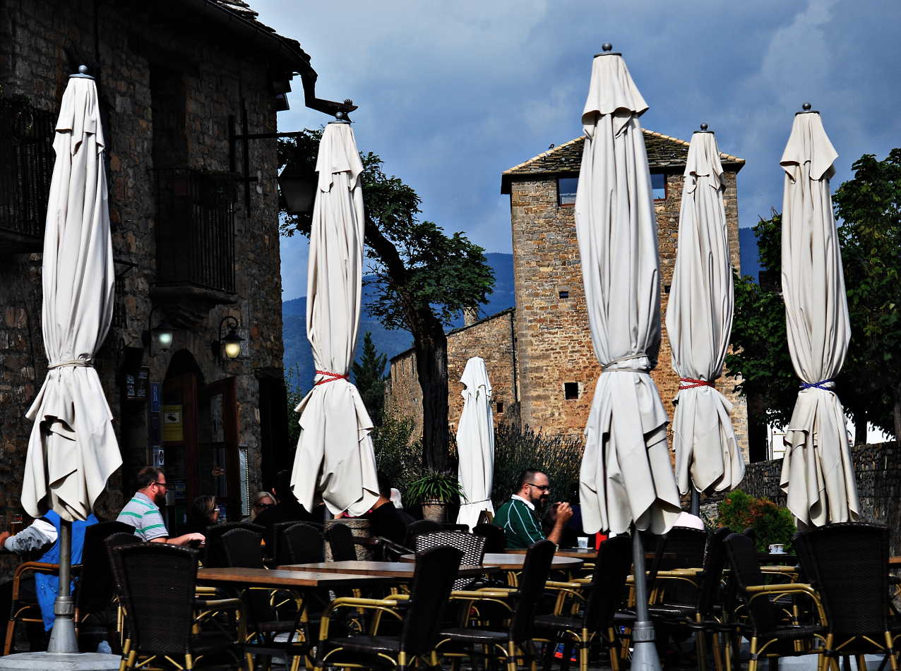 Símbolos fálicos en la plaza