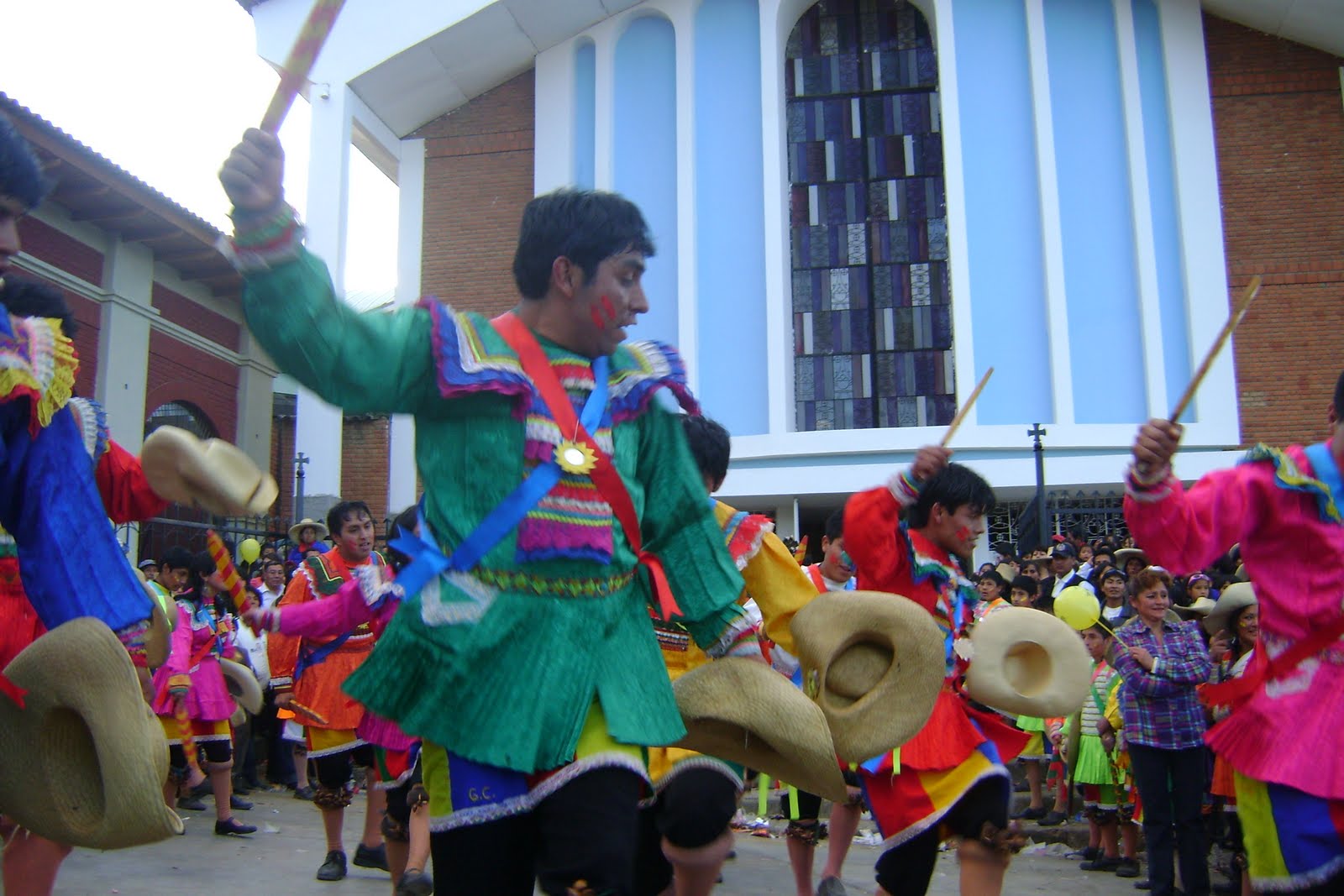 ALTA GRACIA CON LA FE Y LA VERDAD: LOS HUANQUILLOS Y LA CONTRADANZA