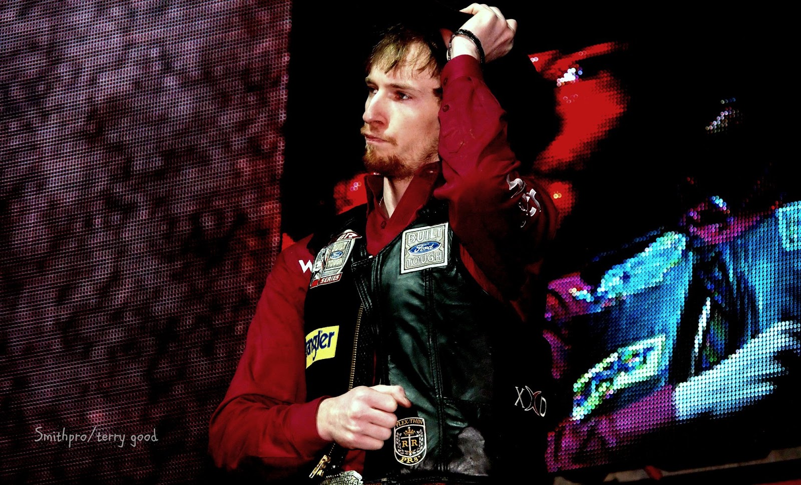 Professional Bull Rider Mason Lowe Dies at PBR in Colorado