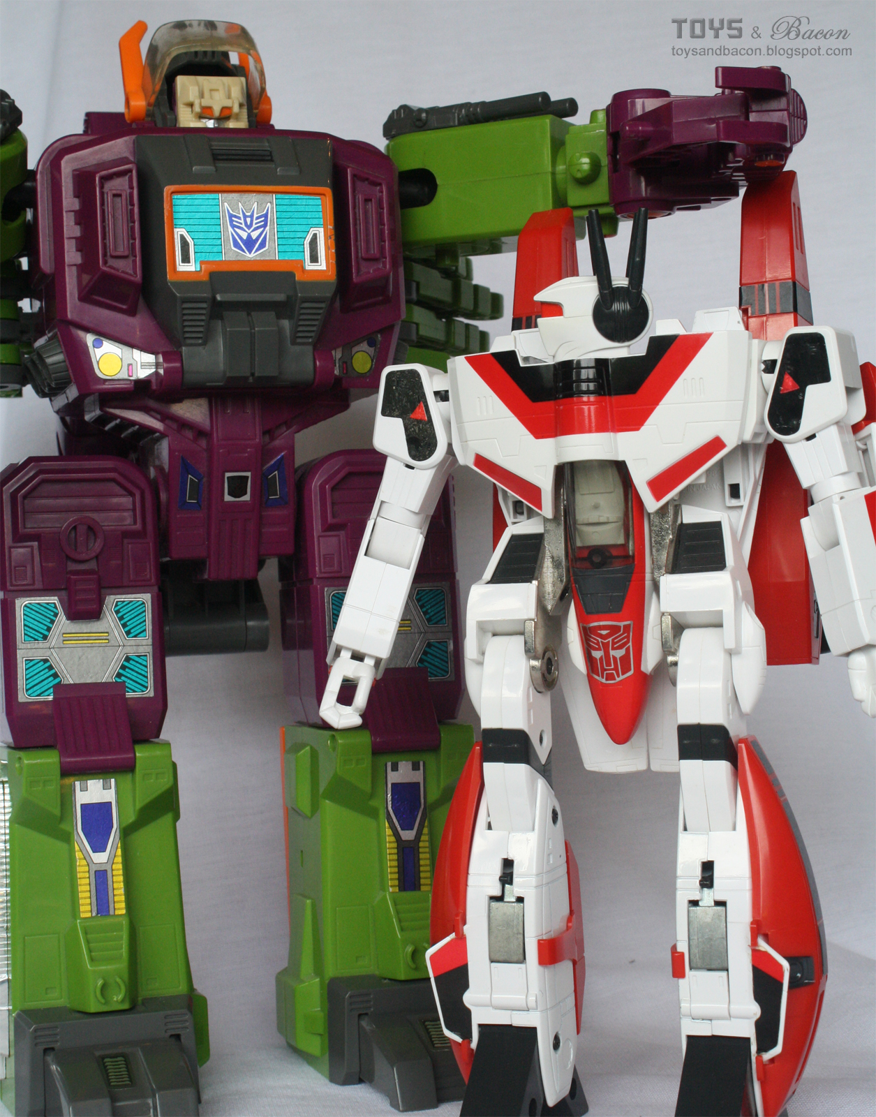 Toys and Bacon: Figure Friday: G1 Jetfire