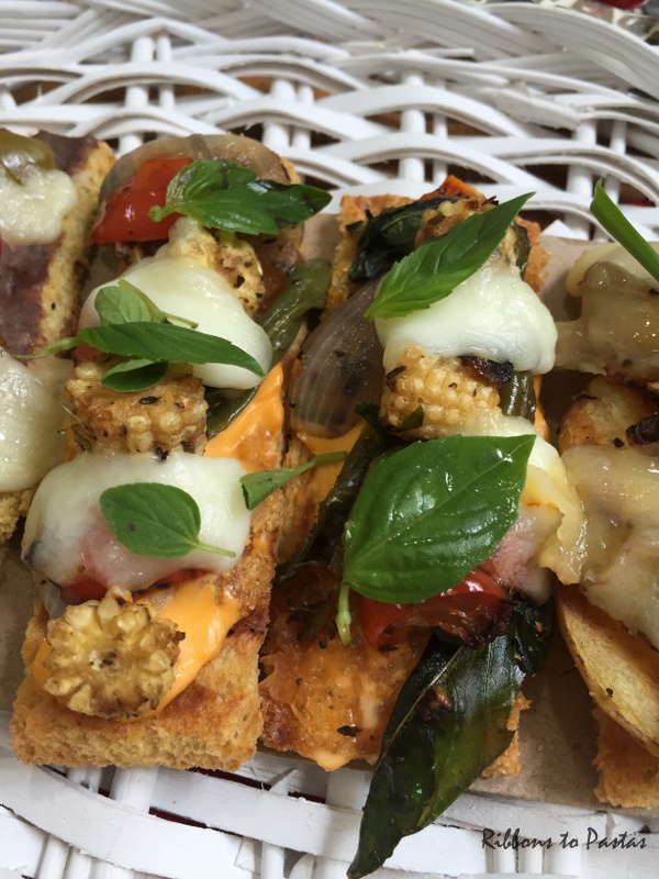 Baby Corn and Bell Pepper Sticks - Ribbons to Pastas