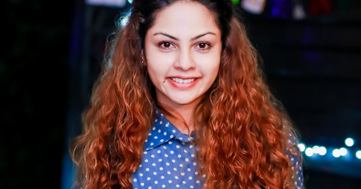 Shalani Tharaka | The Most Popular Figure | MyDayLK Most interesting site