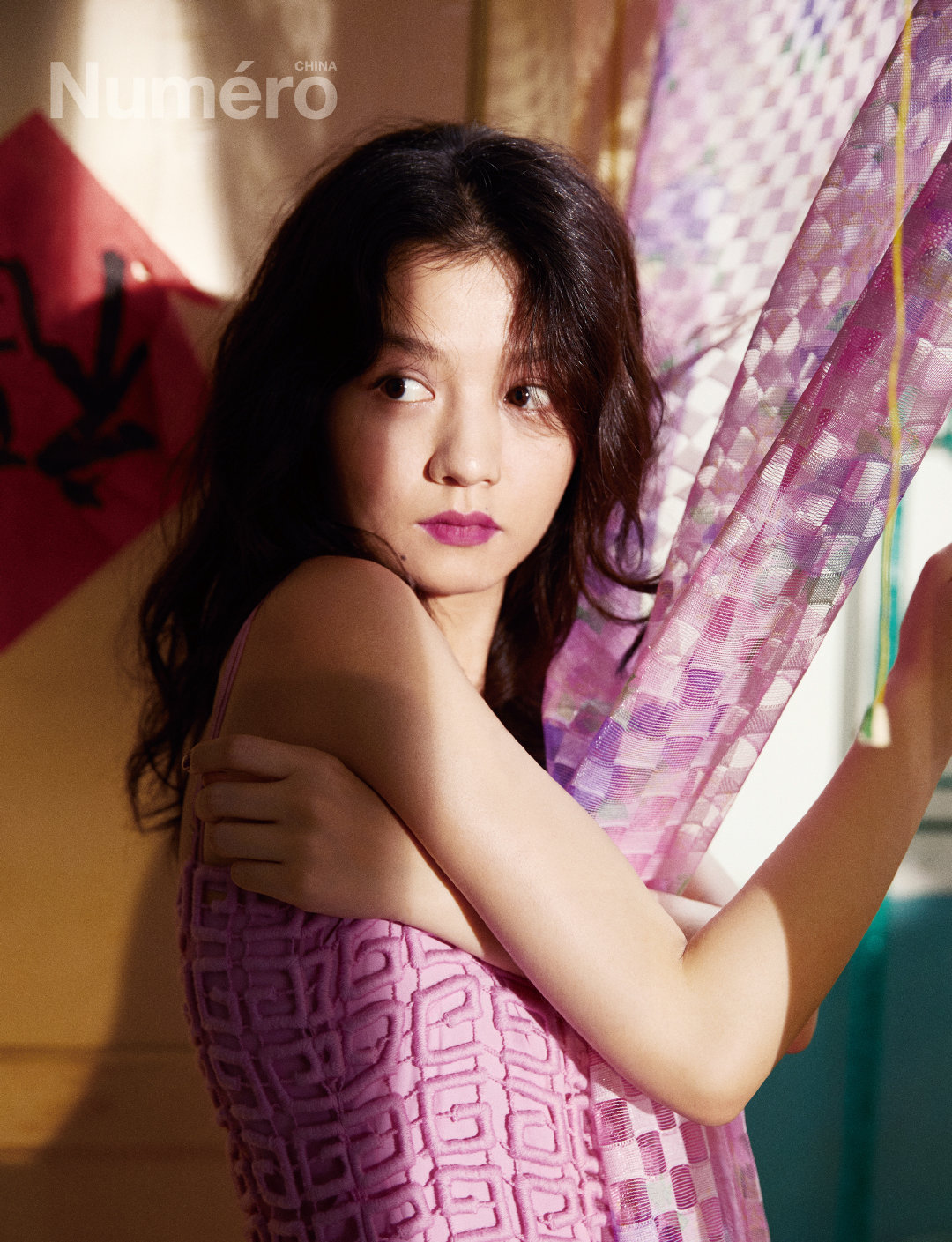 China Entertainment News: Chun Xia covers fashion magazine