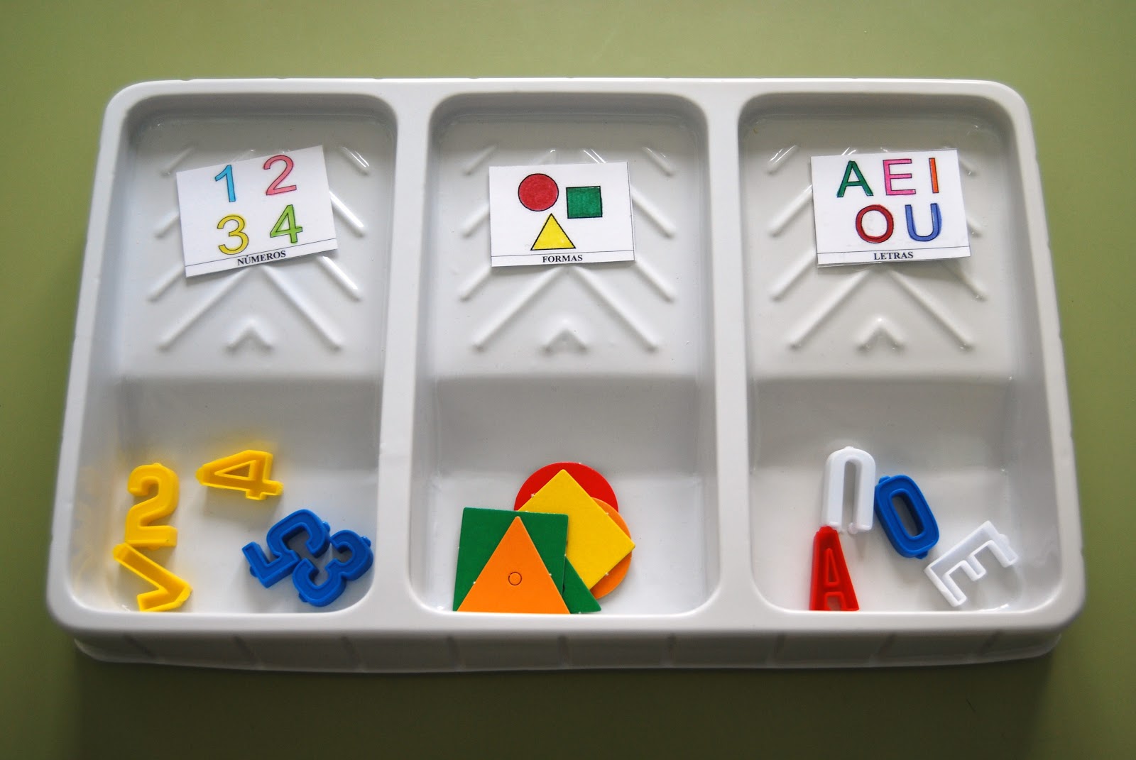 El baúl de A.L: Bandejas para clasificar.