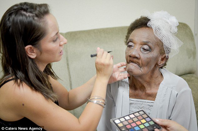 Latest Updates: ‘World’s oldest fiancee’, 106, gets engaged to her 66 ...