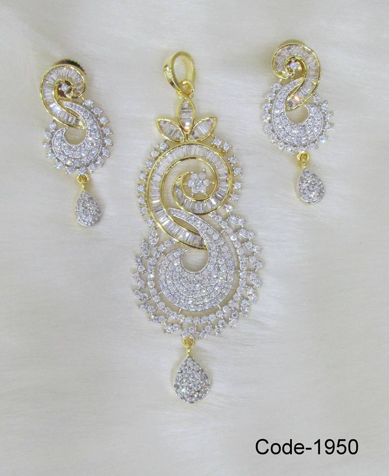 NEW STYLEST PENDAL SET BEAUTIFUL PENDAL SET. GRANTED SILVER PLUS ITS A ...