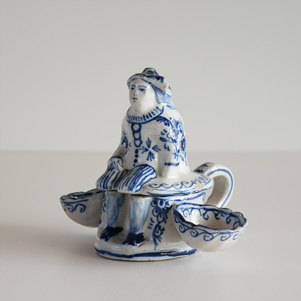 BLOG-WUNDERKAMMER: Delft spice pot figure