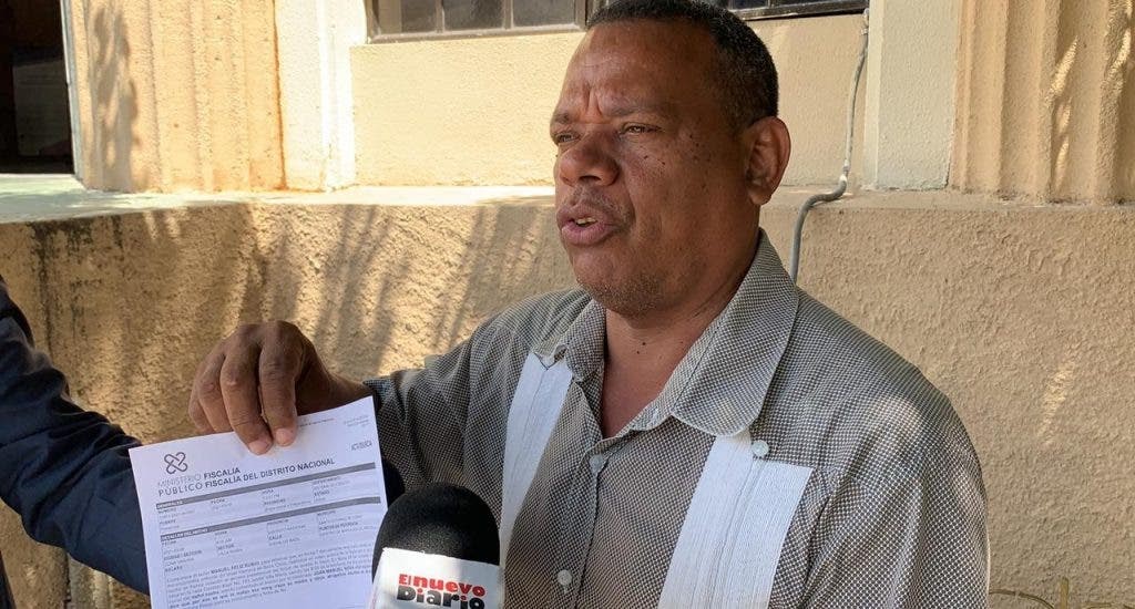 Picoteando el Espectaculo: Pone la denuncia ...........El periodista ...