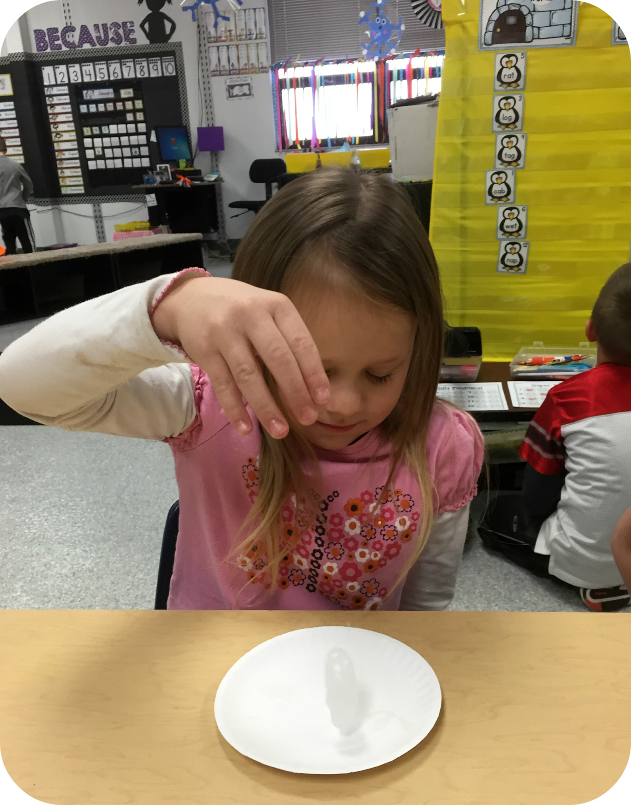 Kindergarten Rocks!: Melt-An-Ice Cube Game
