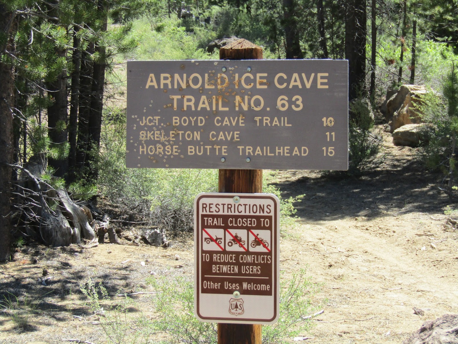 Holly's Horse Tales and Trails: Boyd Cave to Swamp Wells Horse Camp, Oregon