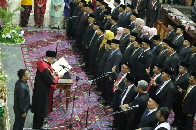 Pelantikan 45 Anggota DPRD Provinsi Kepri Periode 2019-2024 - Kepri News Lengkap & Aktual