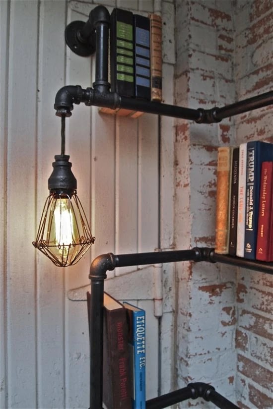 LINGKAR WARNA: 8 Desain inspiratif rak buku dari pipa bekas