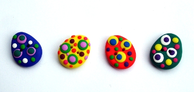 Muffins and More: Easter buttons