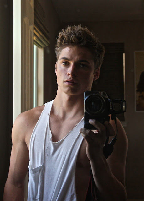 AdonisMale Blog: Hunks of Adonis