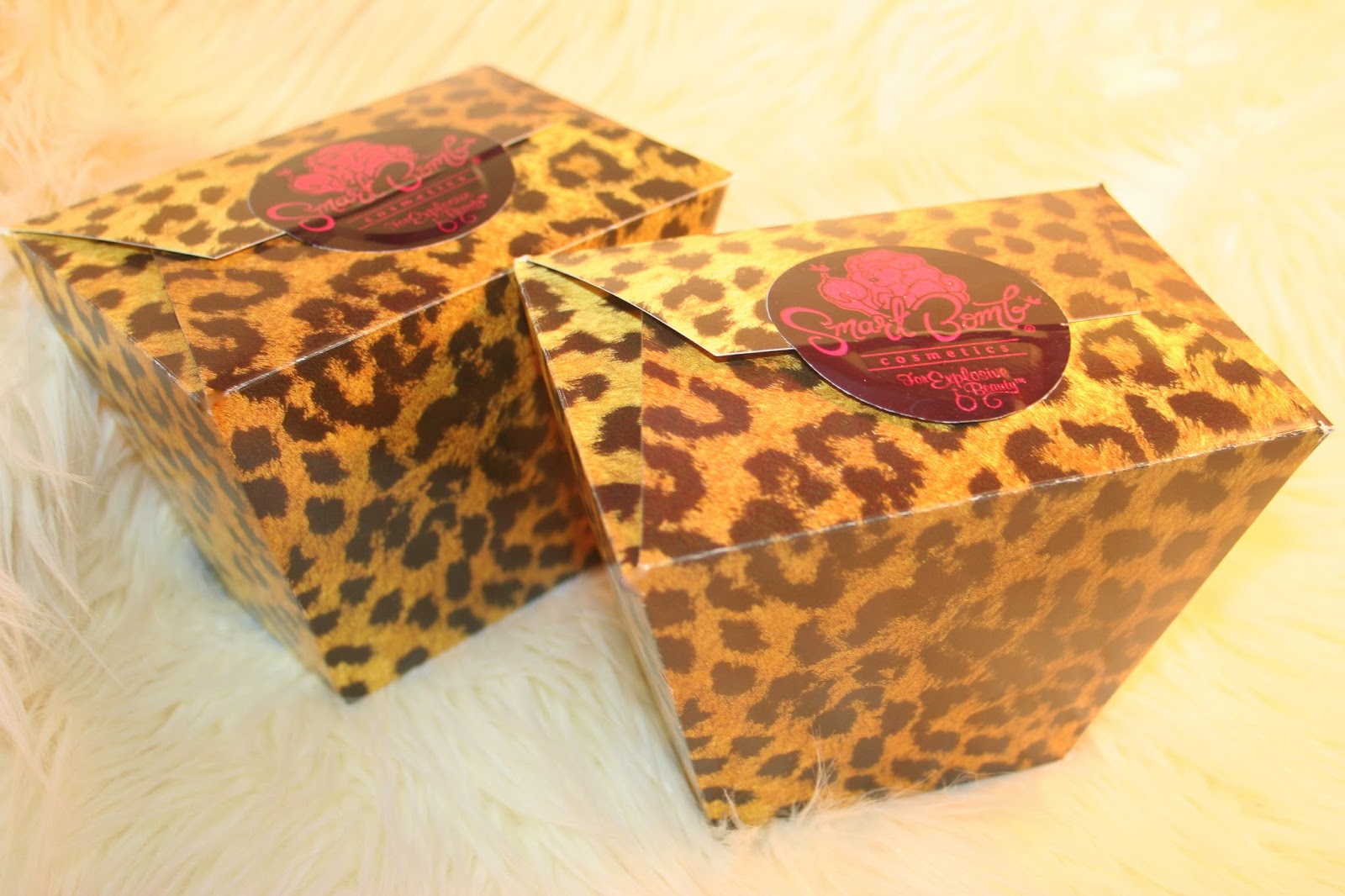 Fashion Maven... Mommy: Fall in Love with Smart Bomb Cosmetics!