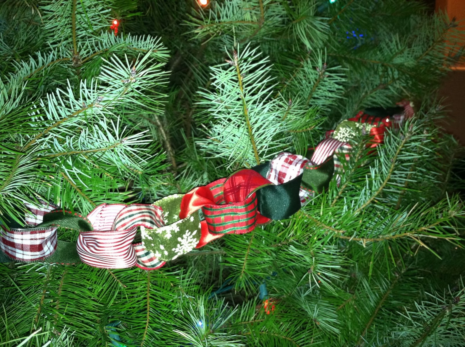 The Creative Cubby: Ribbon Tree Garland
