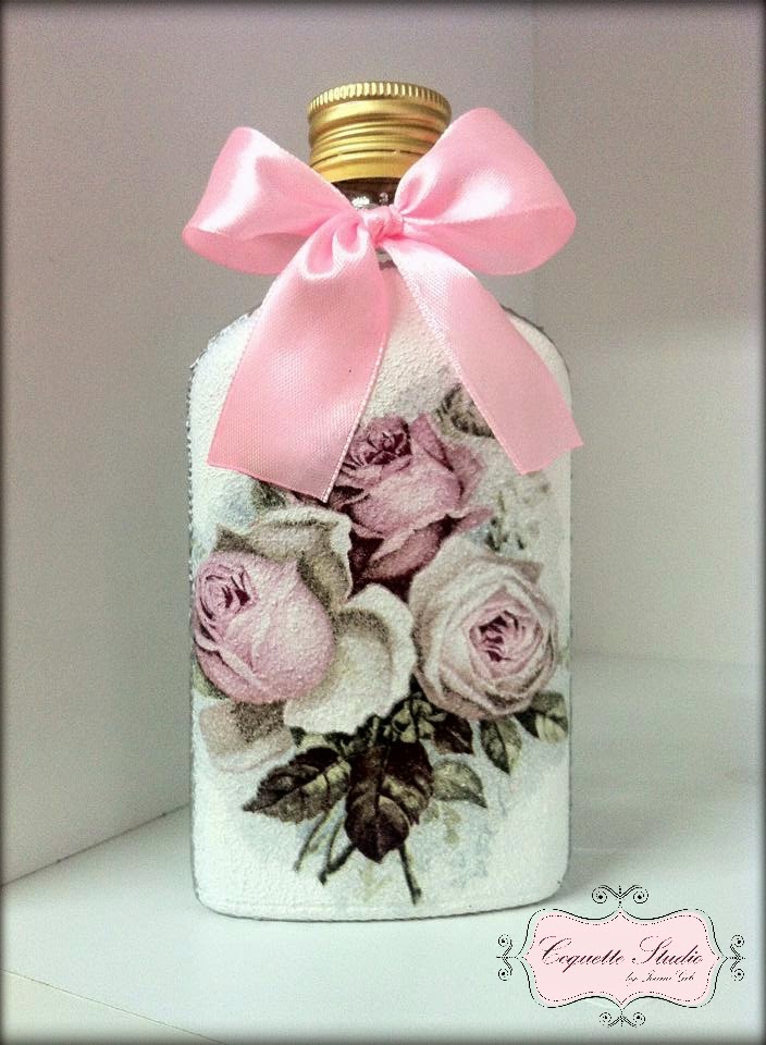 Coquette Studio: Sticle nunta decorate....pentru palinca, vin sau orice ...