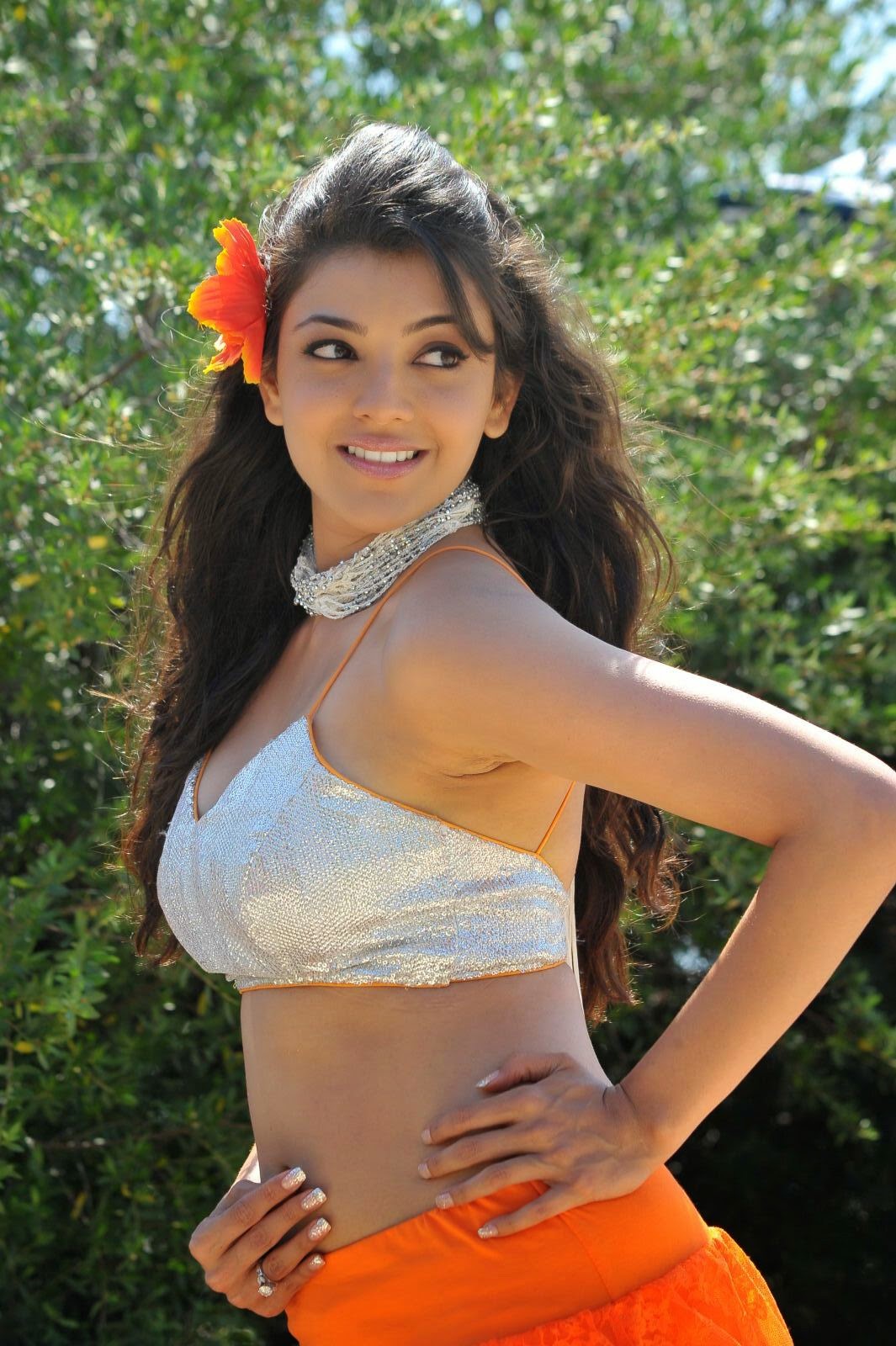 Happy Raikoti Kajal Agarwal Hot And Sexy Unseen New Pictures