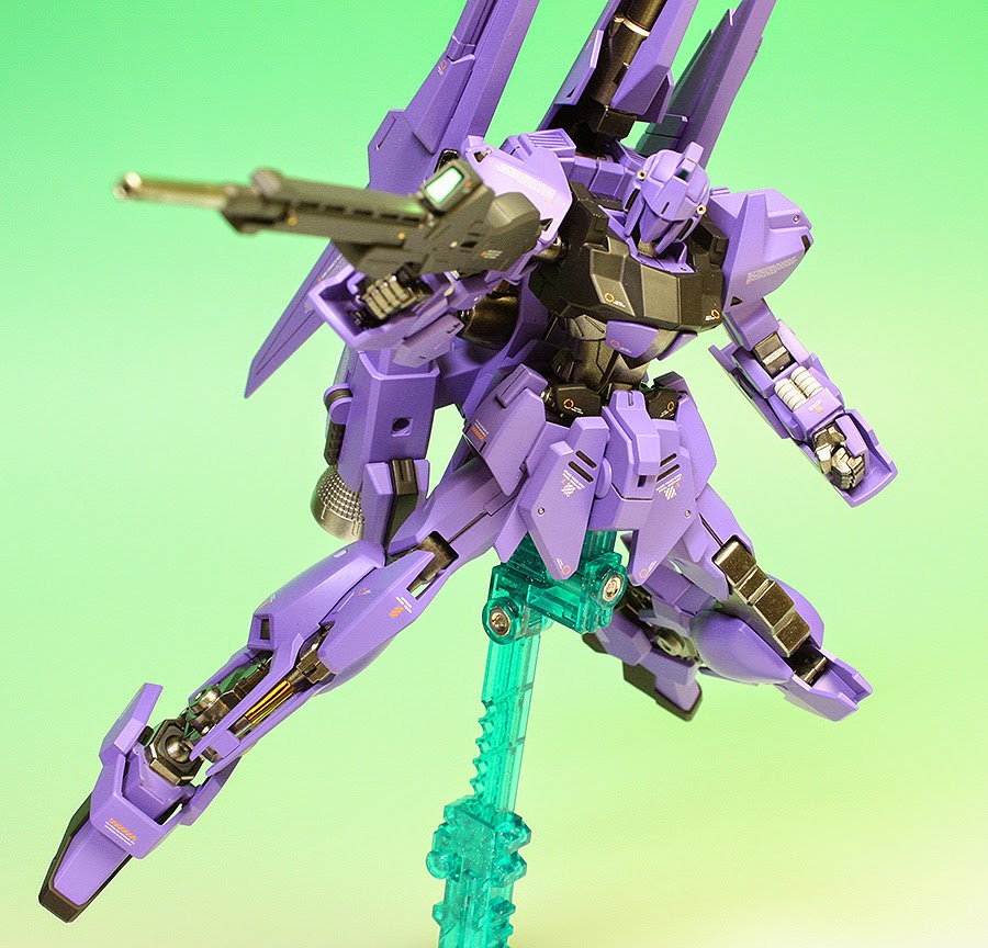 Custom Build: HGBF 1/144 Mega-Shiki