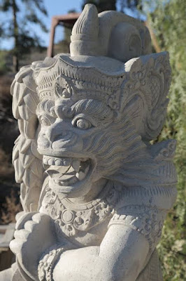 Makna Filosofis Tapa Ngalong dan Kisah Resi Subali Ditipu Rahwana